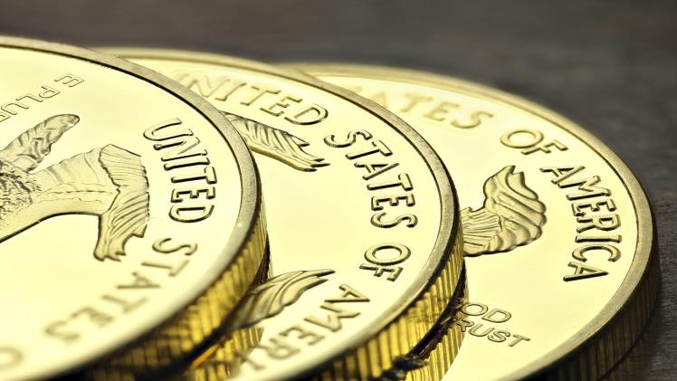 Here's Why The Gold Eagle Coin Is So Popular Among Collectors